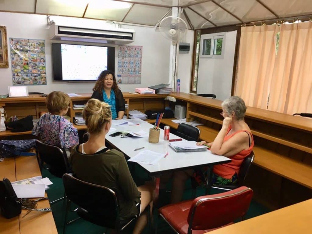 Thai Culture & Language (1 Class) – C&M Vocational School Koh Phangan